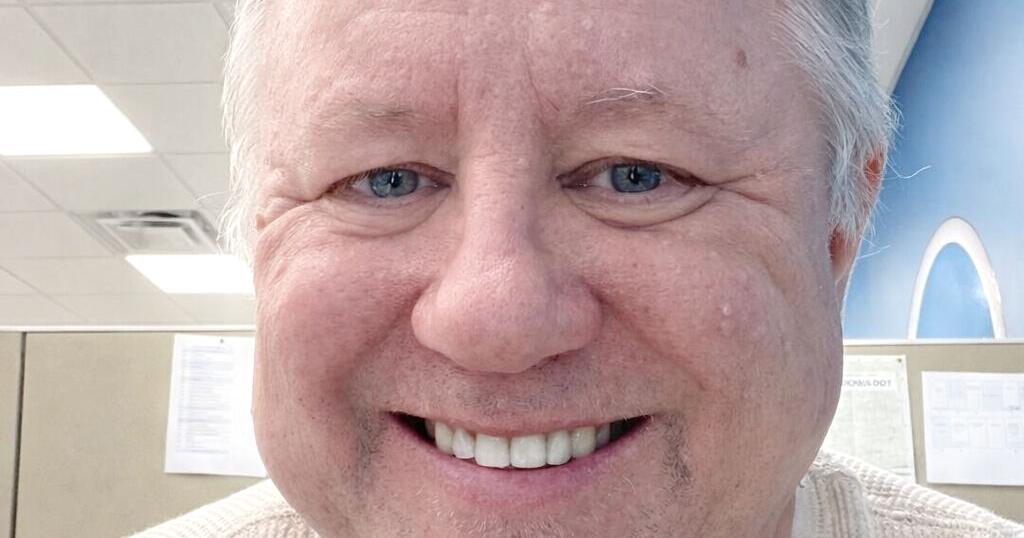 Close encounters of the Carroll kind? | Columns | carrollspaper.com