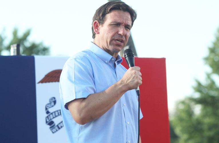 DeSantis makes campaign stop in Carroll on west Iowa tour | News ...
