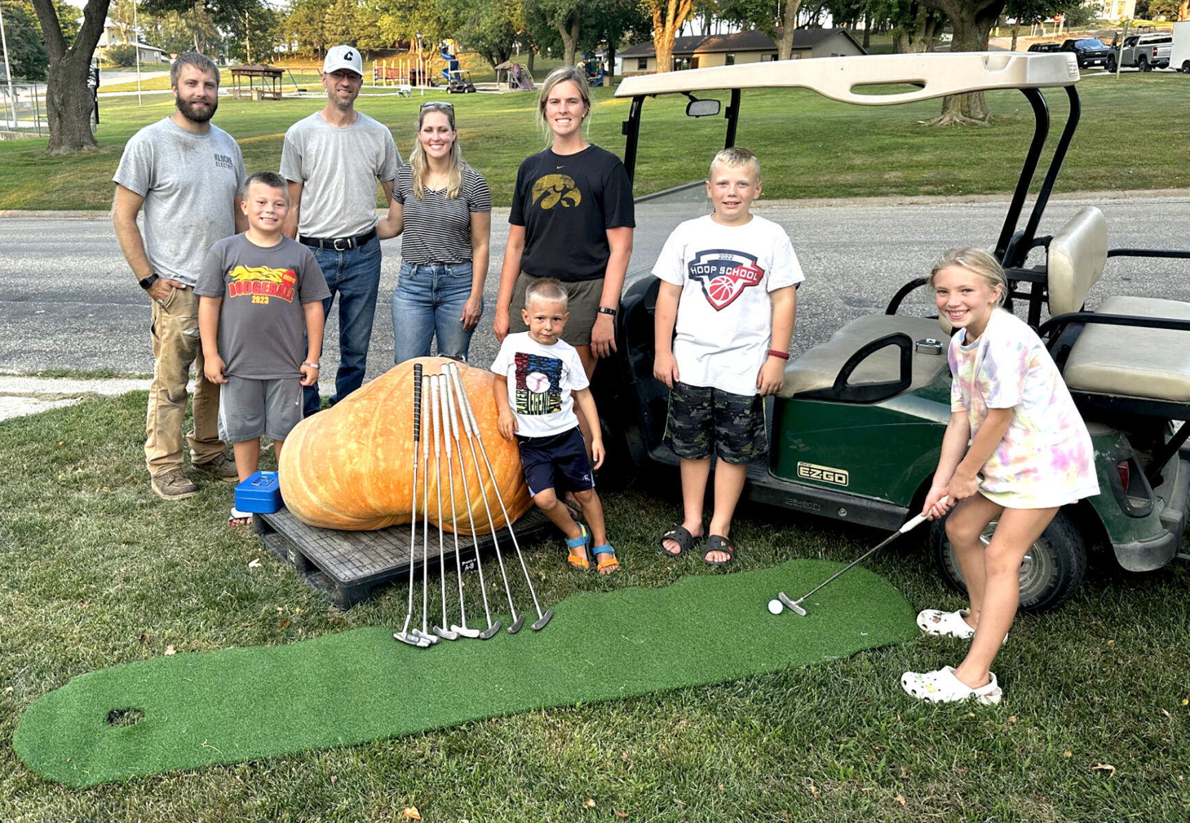 Puttin’ Par Tee Mini Golf to boost park project | News | carrollspaper.com