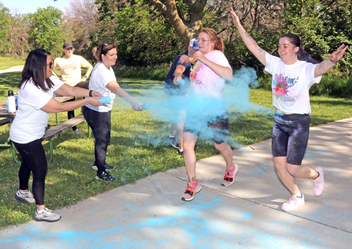 Run starts day with flying colors | News | carrollspaper.com