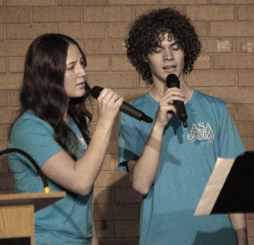 Students receive awards at concert preceding Okoboji tour | News ...