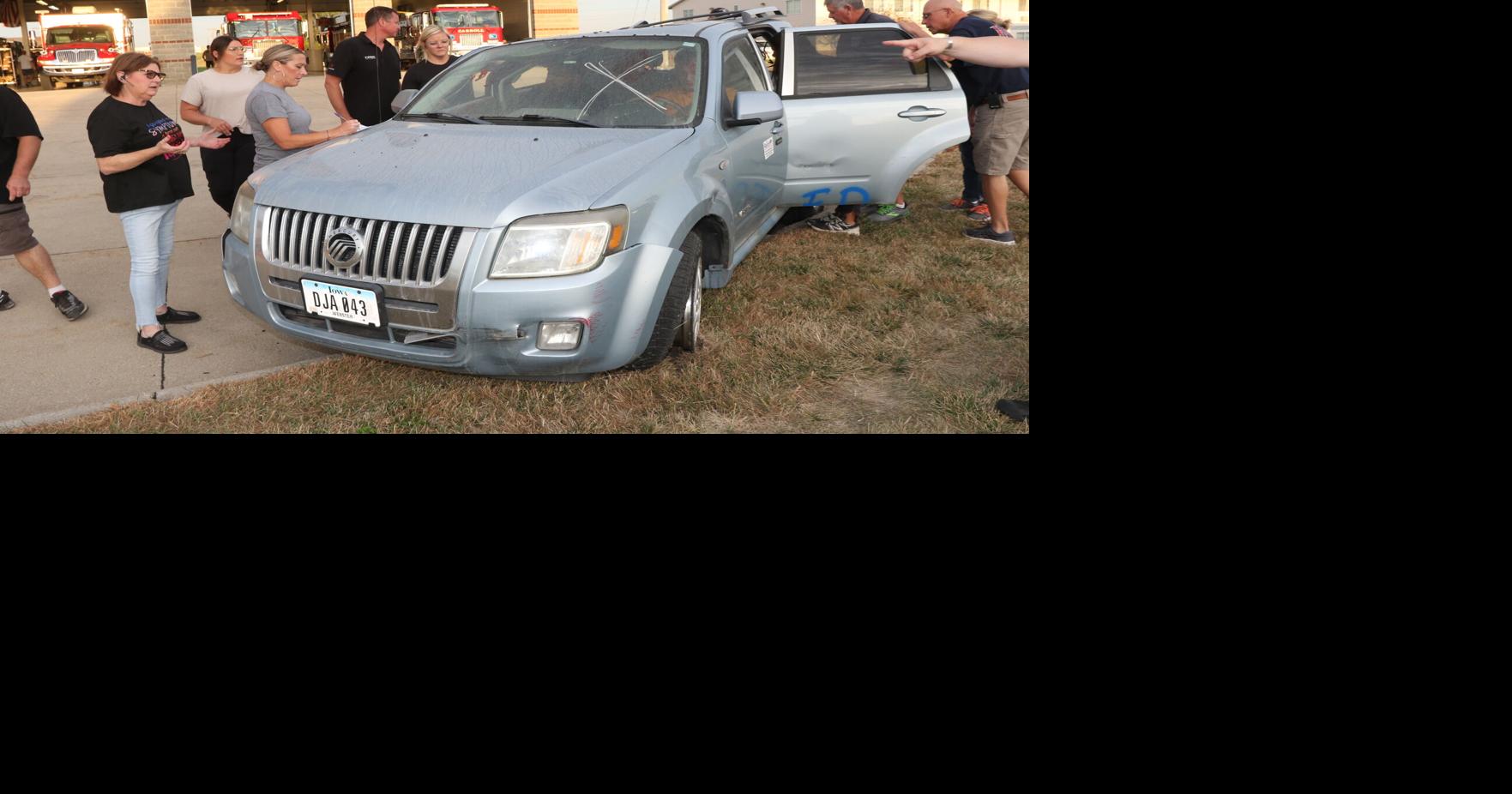 Crews go into action in mock-crash scene | News | carrollspaper.com