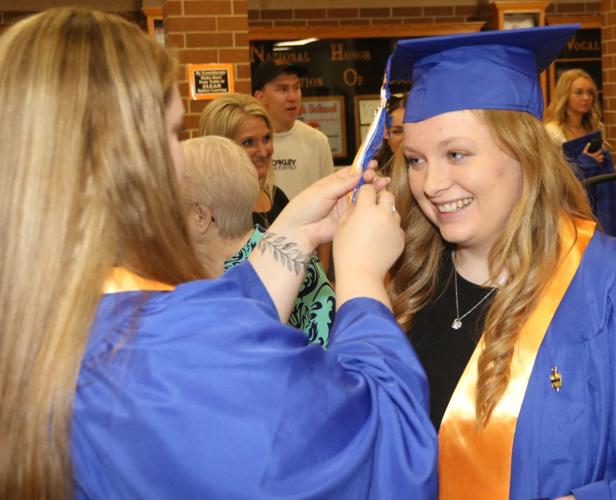 DMACC awards diplomas, certificates | News | carrollspaper.com
