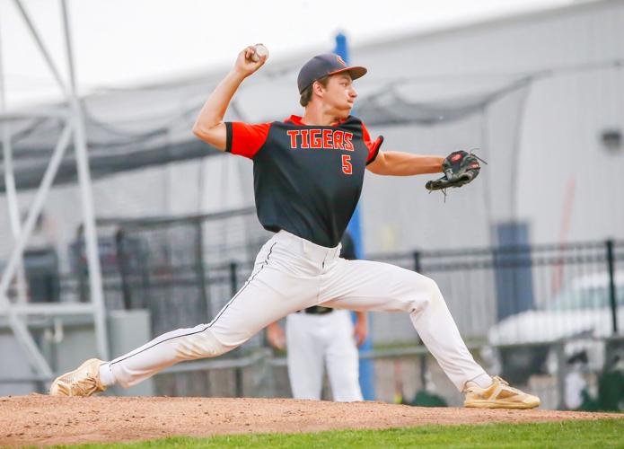 Carroll falls in extra innings to Woodward-Granger | Sports ...