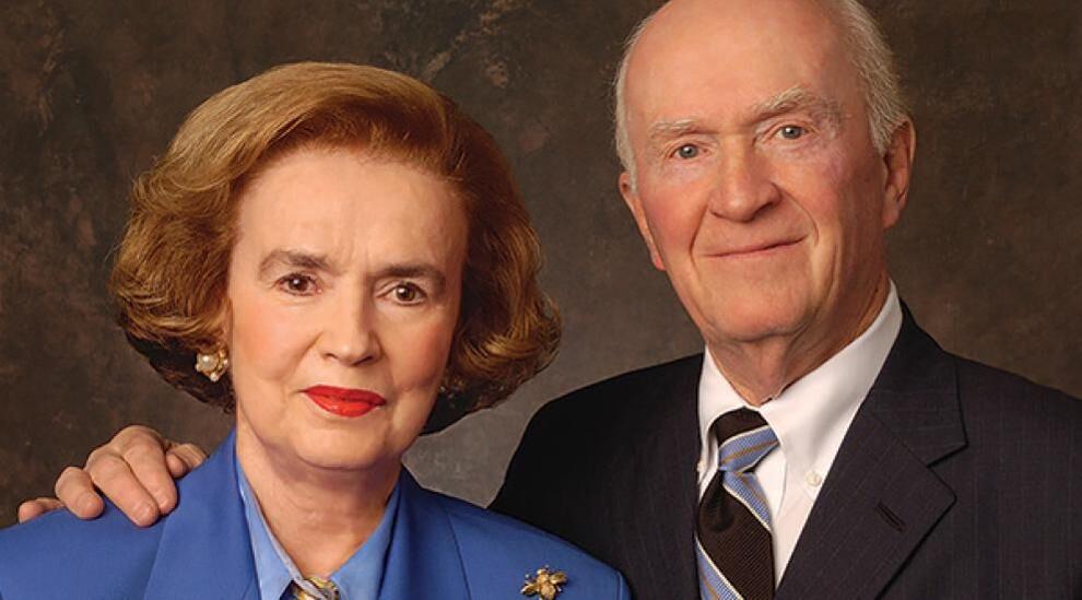 Scott and Cindy Heider of Omaha, their family foundation, earn Carroll ...