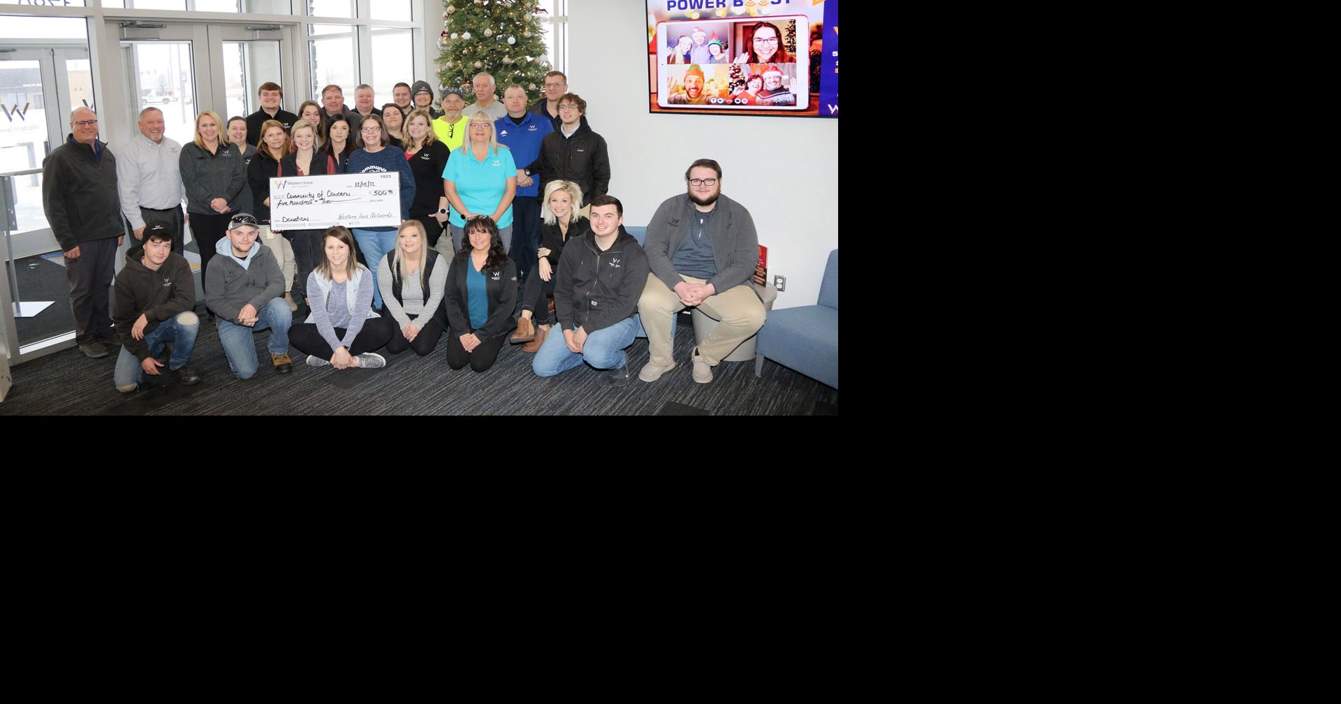 WIN presents donations to food pantries | News | carrollspaper.com