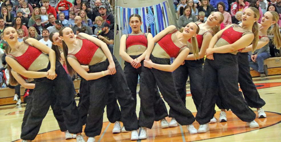 ‘Winter Wonderland’ showcases Kix, PAWS, kids | News | carrollspaper.com