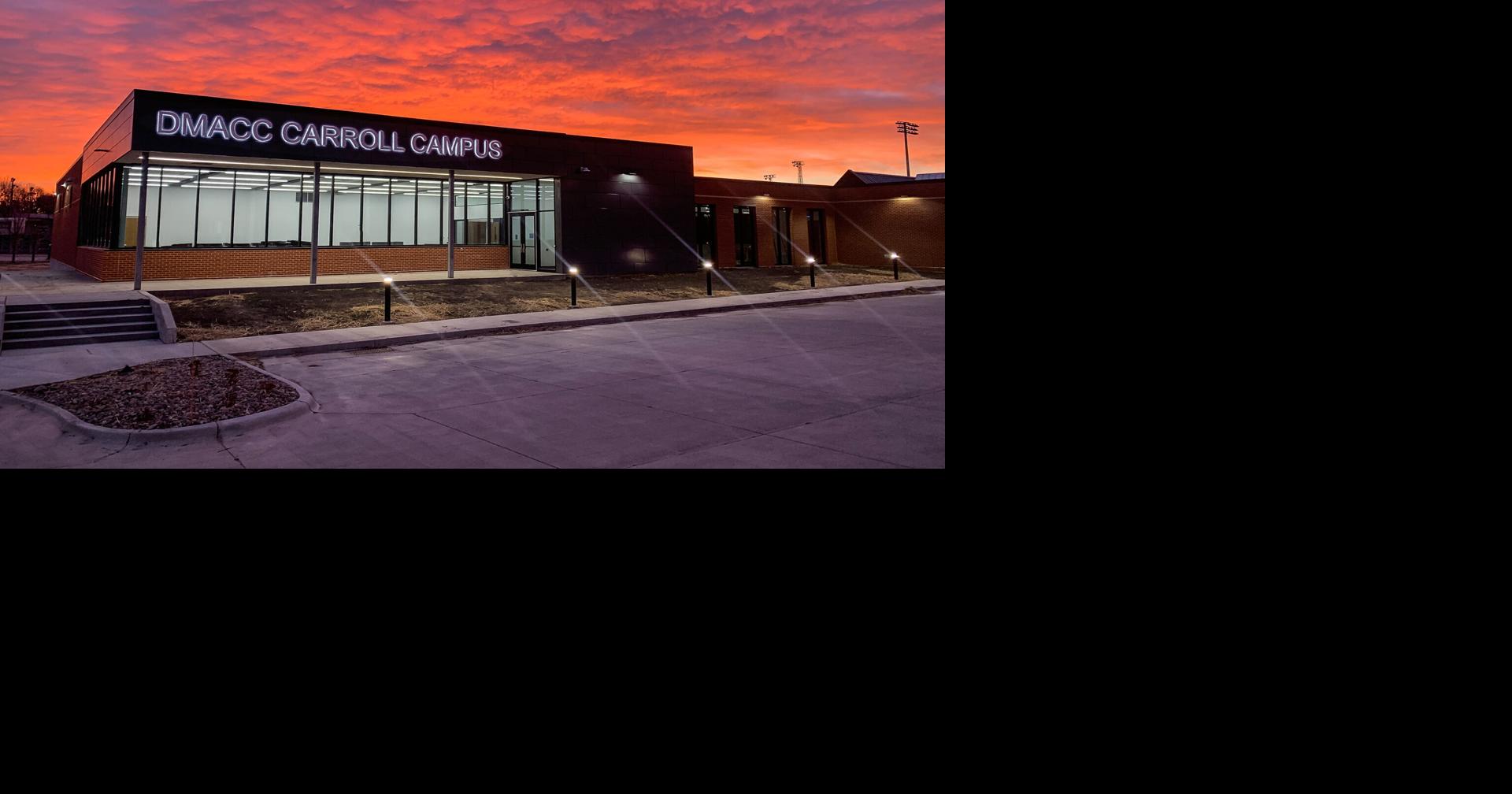 PHOTOS: DMACC celebrates opening of new wing | News | carrollspaper.com