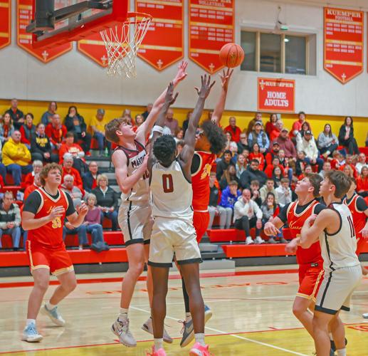 Unbeaten Dowling hands Kuemper boys 50-36 setback | Sports ...