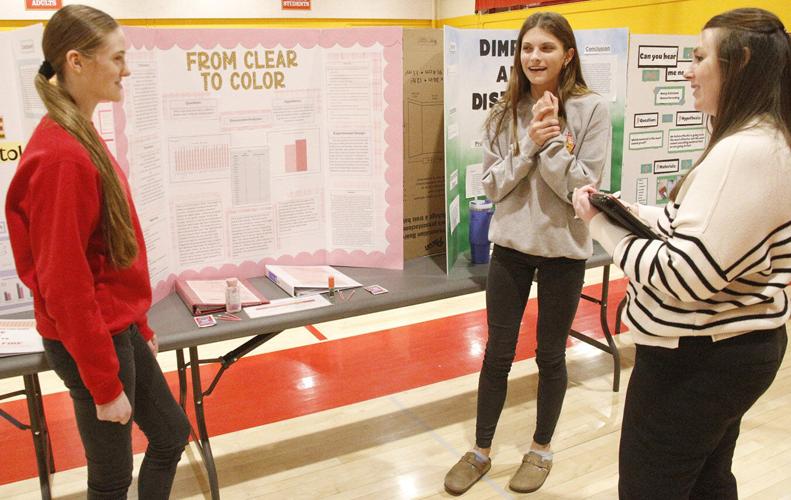 Kuemper spotlights science | Education | carrollspaper.com