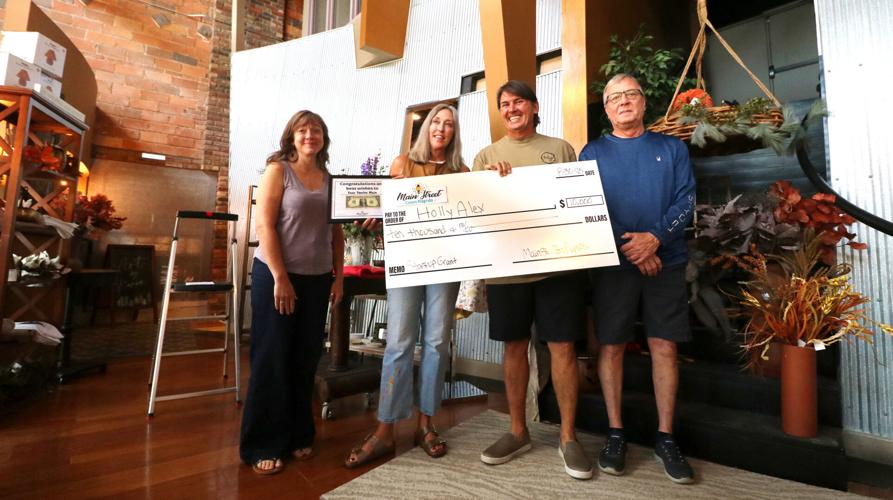 Main Street Coon Rapids awards $10,000 startup grant | Coon Rapids ...