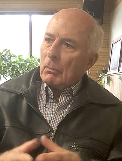 Former CRB teacher returns to class for “Know Your Constitution” | News ...