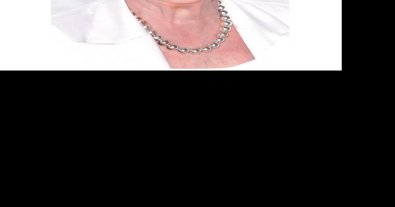 Carol Hoover | Coon Rapids | carrollspaper.com