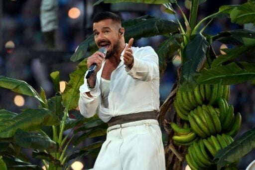 Bad Bunny celebrates Puerto Rico at Super Bowl, angering Trump ...