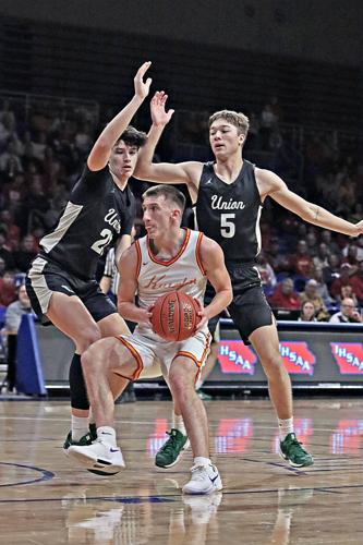 Kuemper Catholic District Championship game vs Union Community | Sports ...