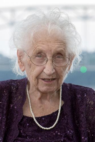 Riesberg celebrates 100th | Announcements | carrollspaper.com