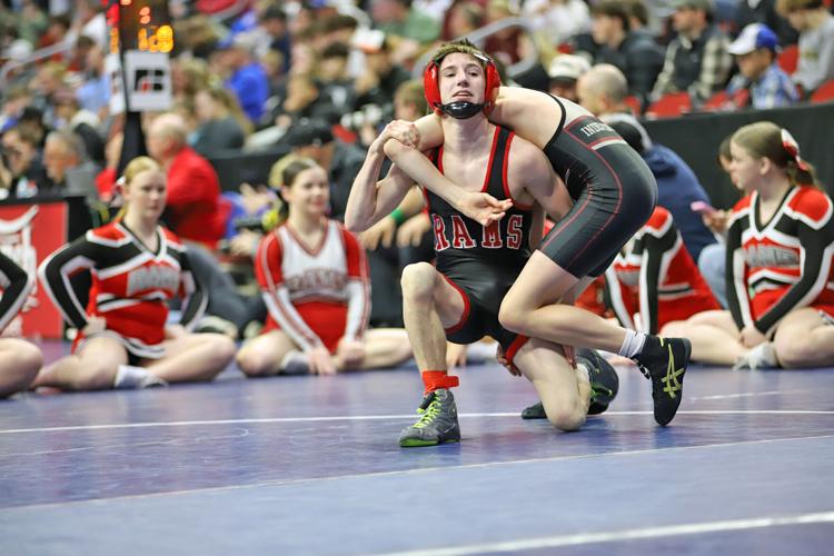 Greene County grapplers win matches at state tournament | Coon Rapids ...
