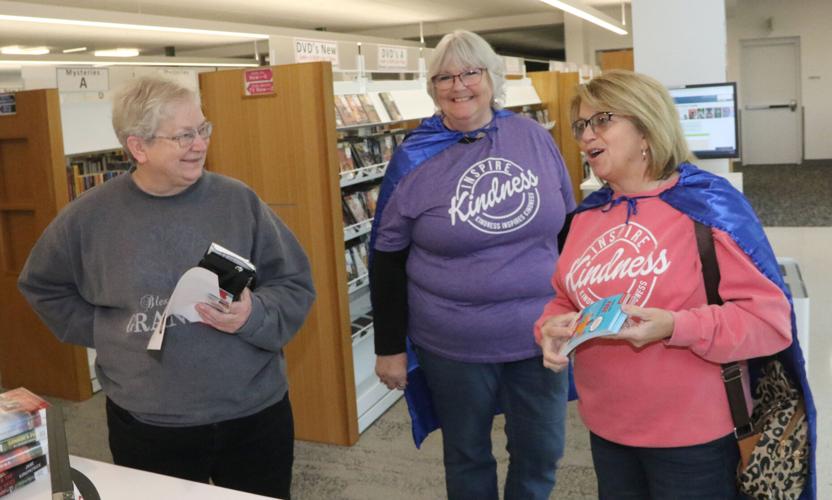 ‘Best Day Ever’ spreads cash, good cheer | News | carrollspaper.com