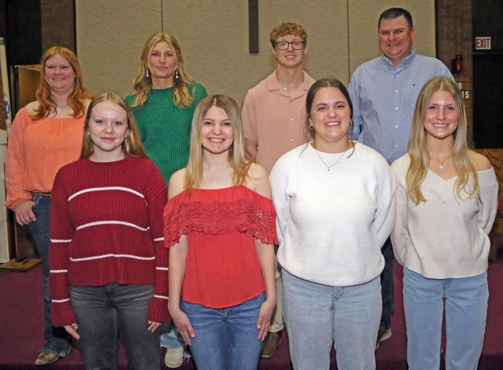 Seniors receive Halbur Scholarships | News | carrollspaper.com