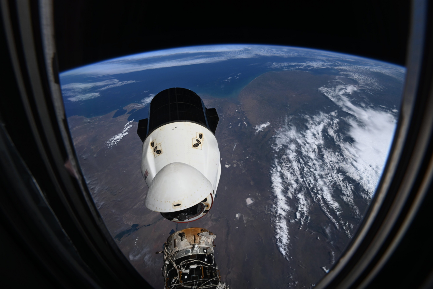 SpaceX Dragon cargo craft leaves International Space Station | National ...