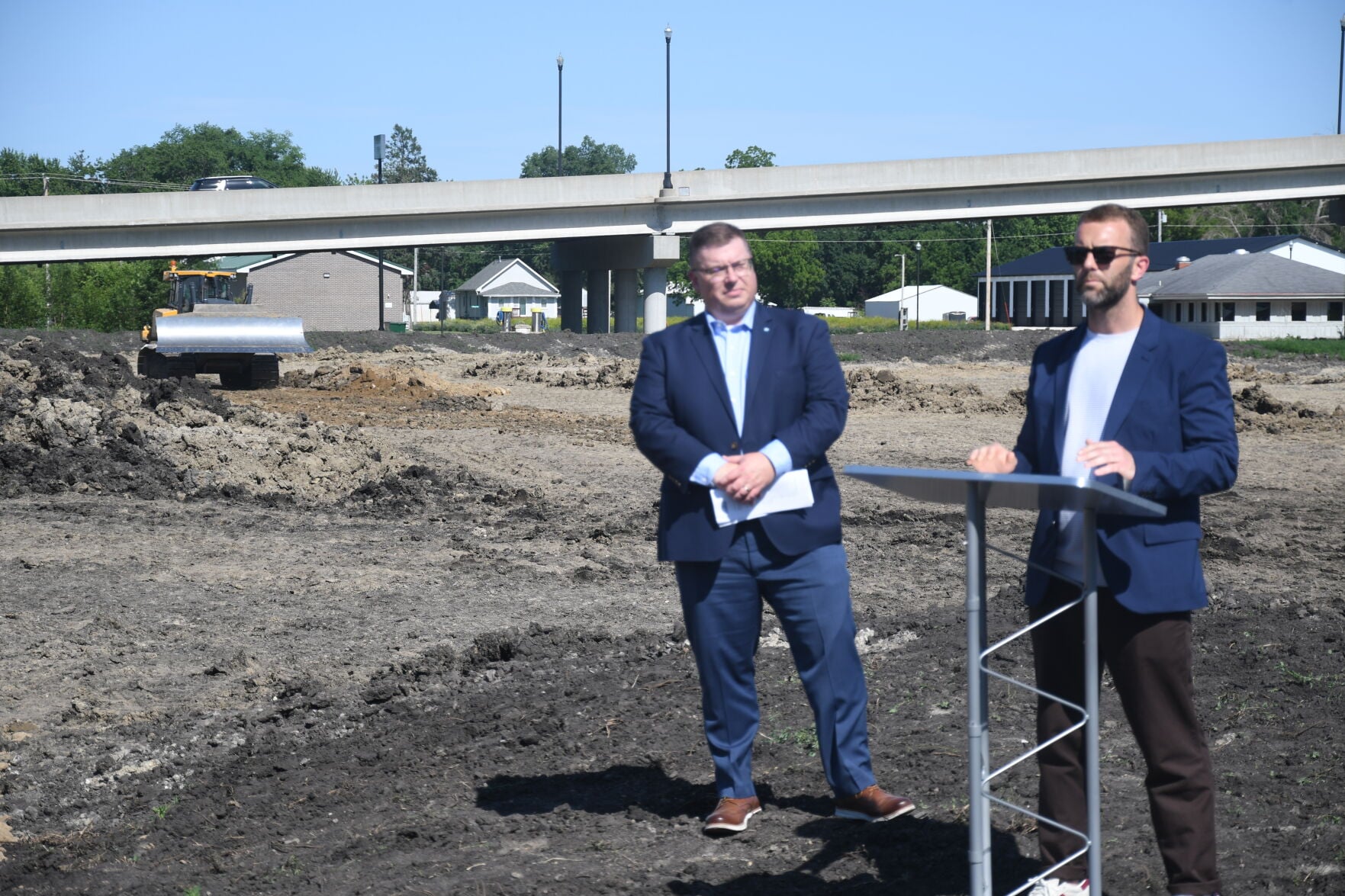 Ground breaks on new apartment complex | Jefferson Herald ...