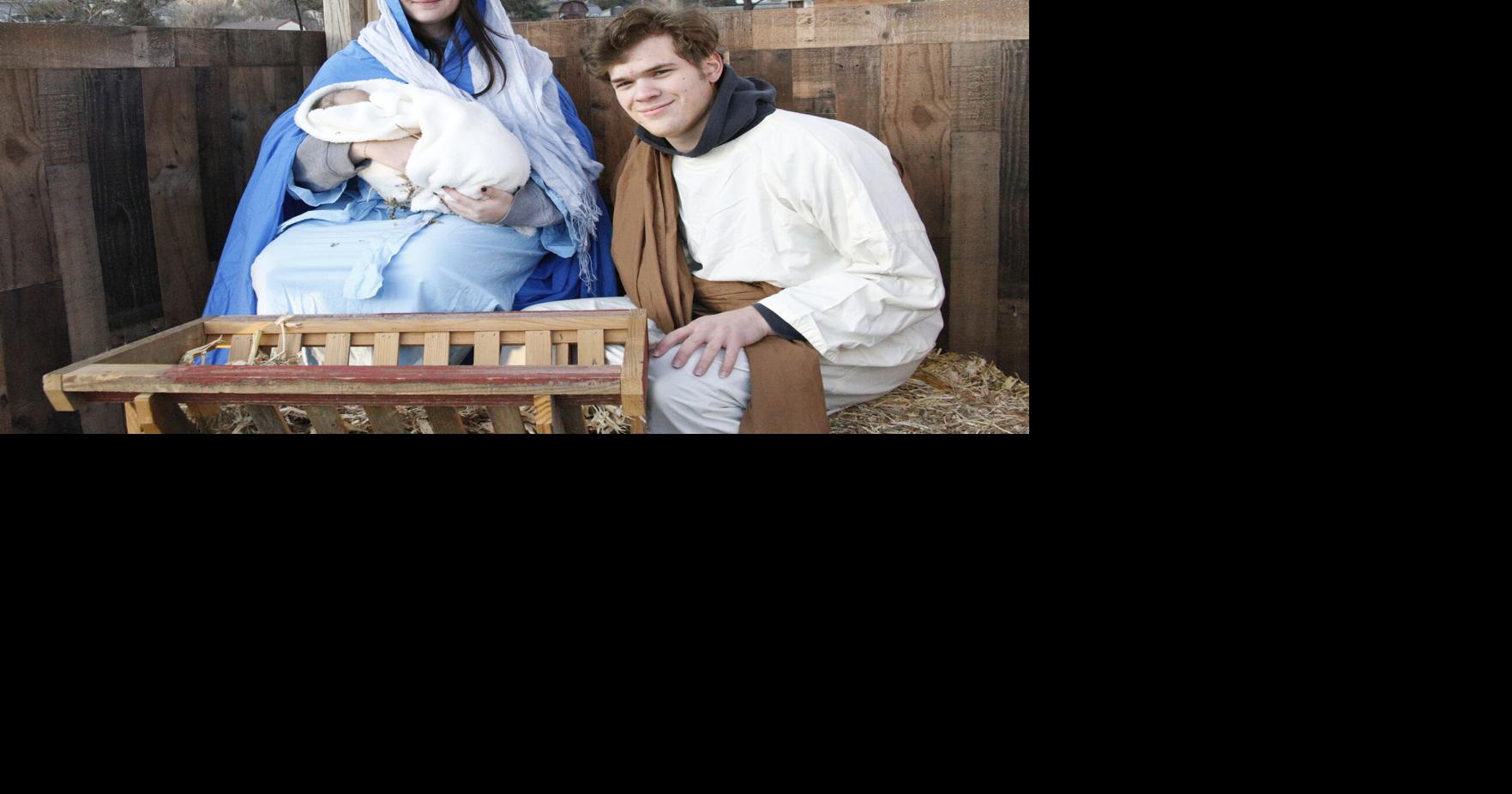 Church welcomes visitors to Nativity scene | News | carrollspaper.com