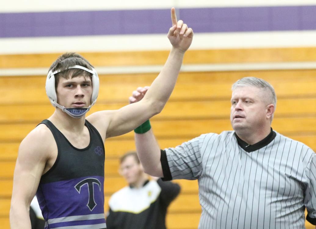 Crusaders go 2-1 against Rolling Valley opponents, Titans travel around ...