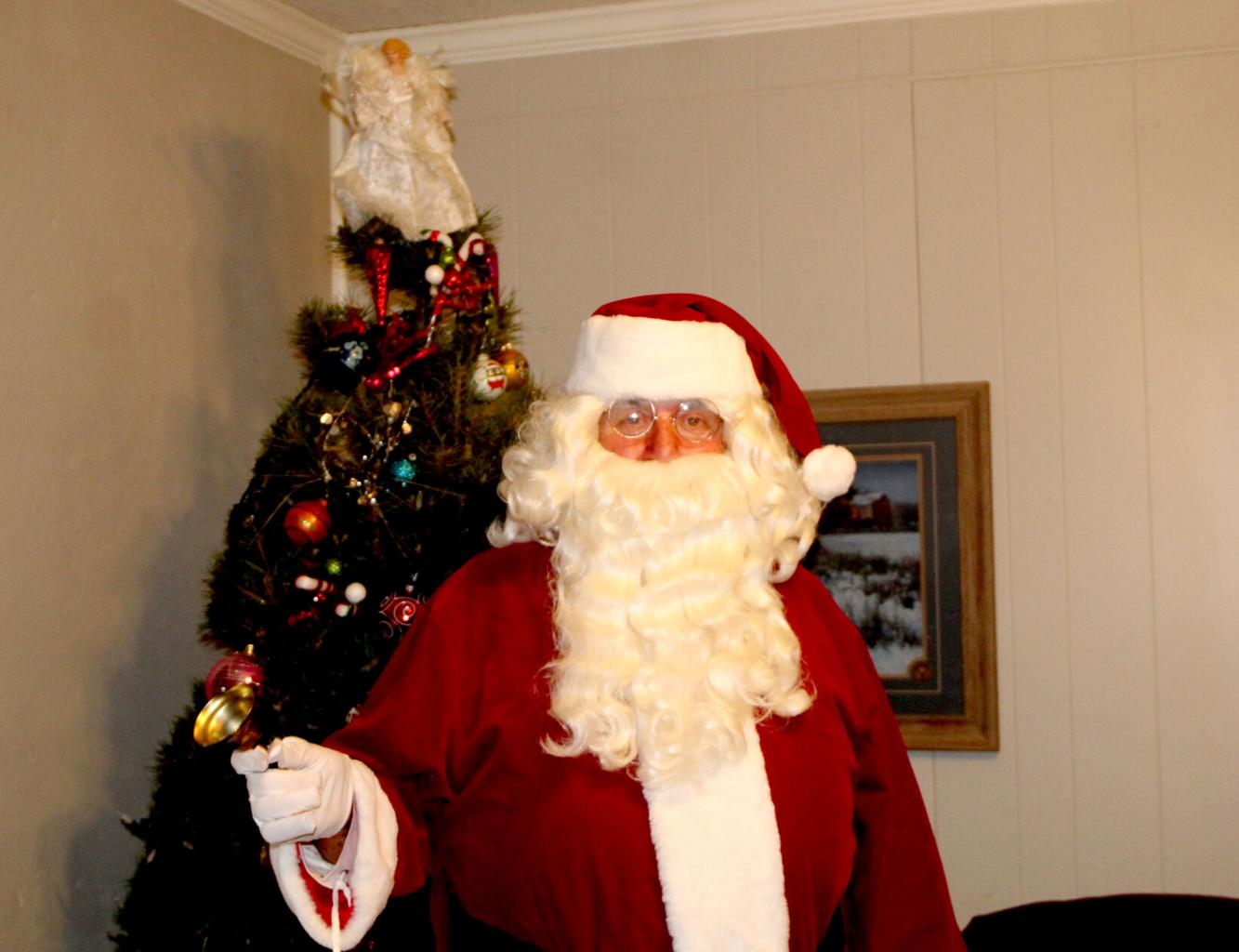 Becoming Santa Claus | News | carrollspaper.com