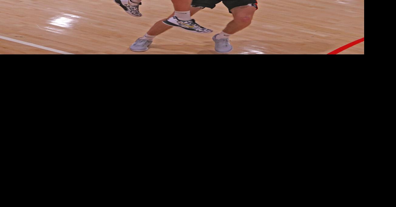 Hot start gives Kuemper the edge in city rivalry | Sports ...