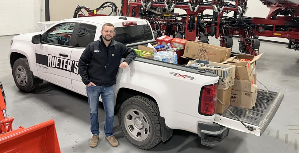 Rueter’s employees’ competition pays off for food pantry | News ...