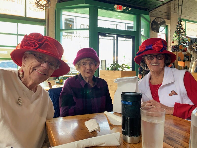 Red Hat Society celebrates friendship and fun | News ...