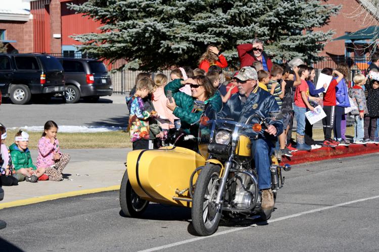 Avery-Parsons celebrates with drive-through parade | News ...
