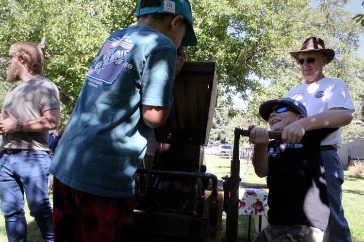 Turner Apple Farm kicks off fall with Applefest | | chaffeecountytimes.com