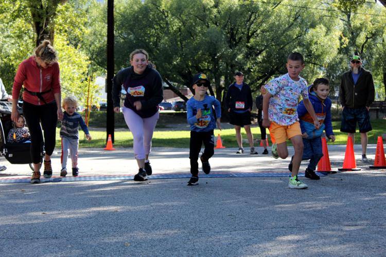 37th annual Autumn Run draws hundreds for seasonal fun | News ...