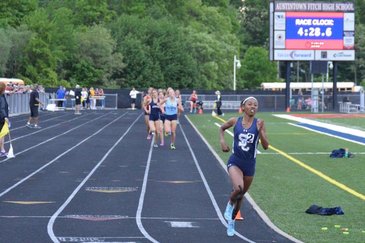 Lady Comets lace up for state track meet | Solon | chagrinvalleytoday.com