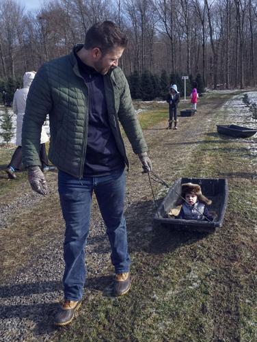 Christmas tree tradition brings generations together | Chagrin Falls ...