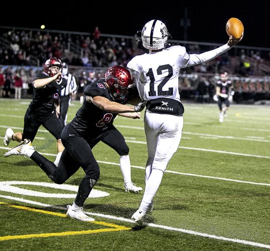 Toppers put the bye-bye on Howland, 49-14 | Chardon ...