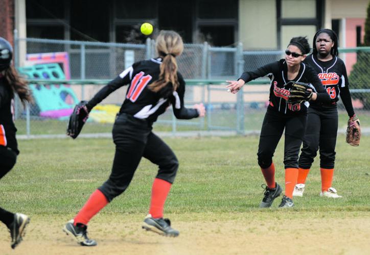 Lady Lion sluggers clinch CVC title | Orange | chagrinvalleytoday.com