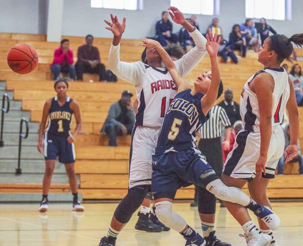 Lady Comets thump Raiders, set up Twinsburg showdown | Solon ...