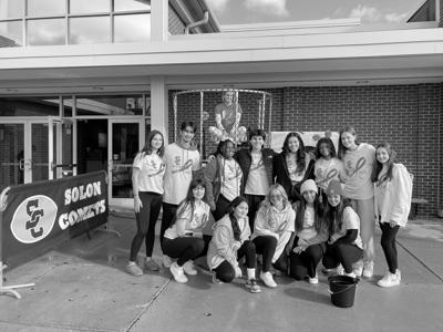 SHS students use dunk tank to raise money for breast cancer | Solon ...
