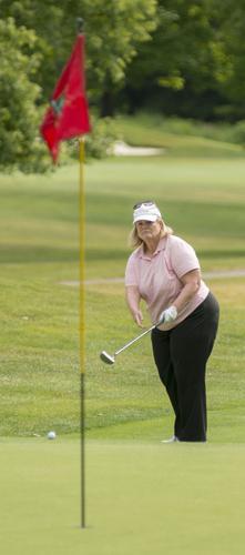 Hollis outmatches mom in 92nd CWGA champs | Sports | chagrinvalleytoday.com