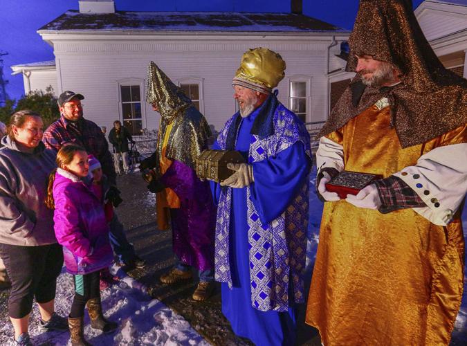 Live nativity | Features | chagrinvalleytoday.com