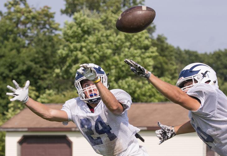 Wolverines adapt, endorse brotherhood with new coach | West Geauga ...