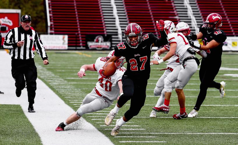 Toppers collect paycheck, clock out Geneva, 57-13 | Chardon ...