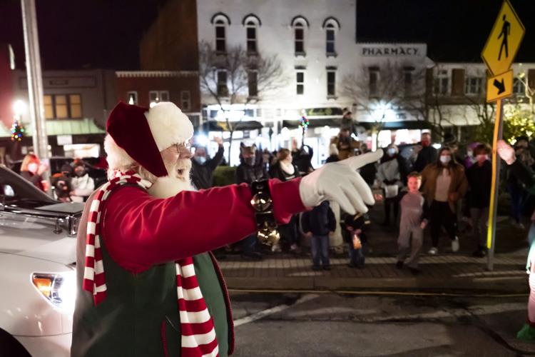 Holidays have arrived in the Chagrin Valley | Features ...