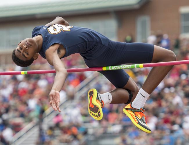 Comet athletes capture Medina Relays title | Solon | chagrinvalleytoday.com