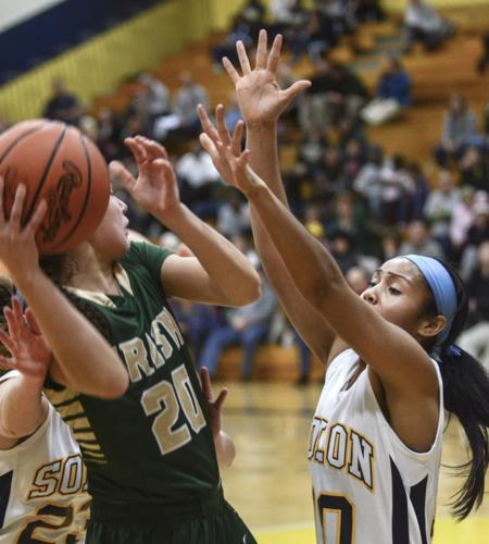 Solon cagers lose opener to Irish, 54-49 | Solon | chagrinvalleytoday.com