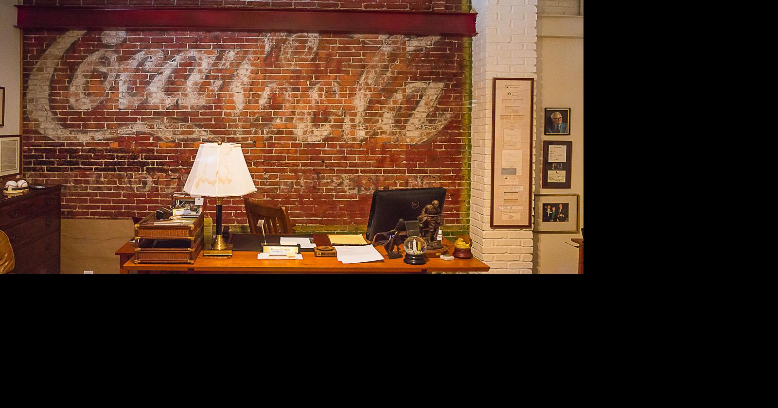 Restoring local history, one sign at a time | Chagrin Falls ...