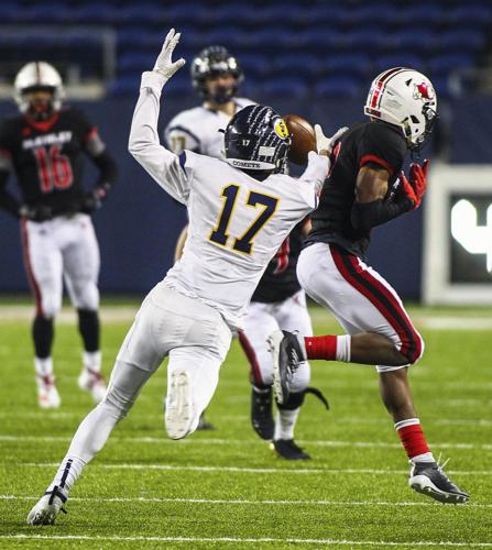 Comets lateral short in loss to McKinley, 29-25 | Solon ...