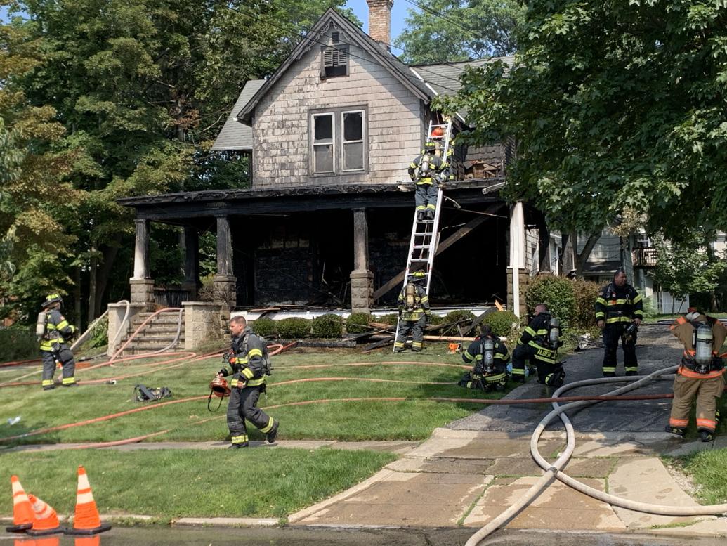 Chagrin Valley Fire Department battles house fire | Chagrin Valley ...